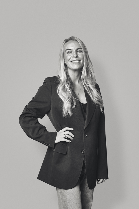 Hvem er AROS influence? Dansk TikTok infleuncer agency – AROS Influence